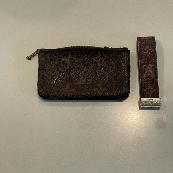 Louis Vuitton | Accessories | Louis Vuitton Monogram Key Pouch And ...
